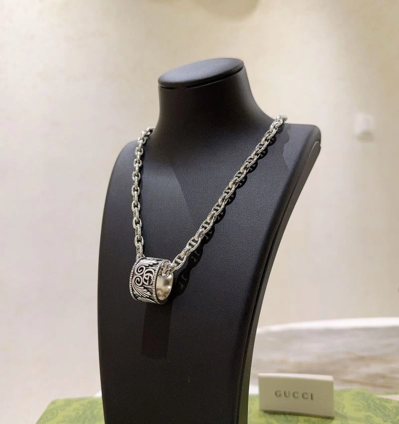 Top mirror Gucci Necklaces