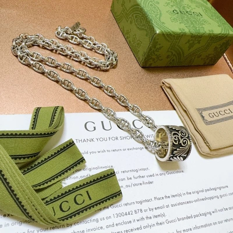 Top mirror Gucci Necklaces