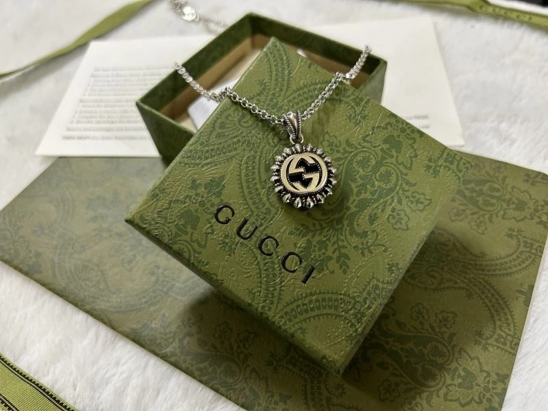 Accurate model Gucci Necklaces
