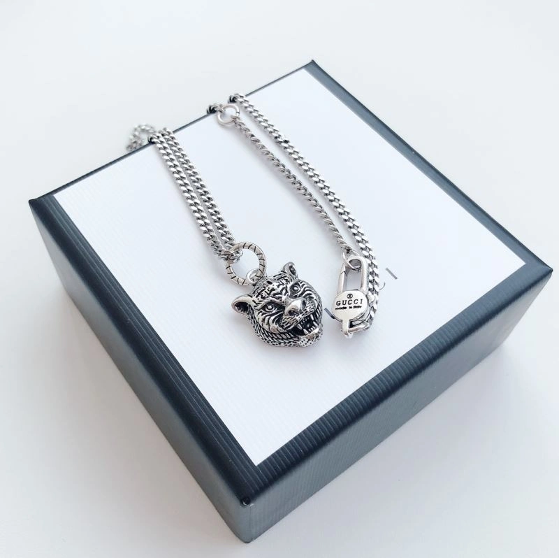 Exact replica Gucci Necklaces