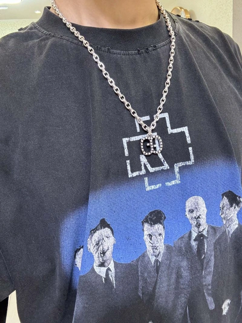Value-priced Gucci Necklaces