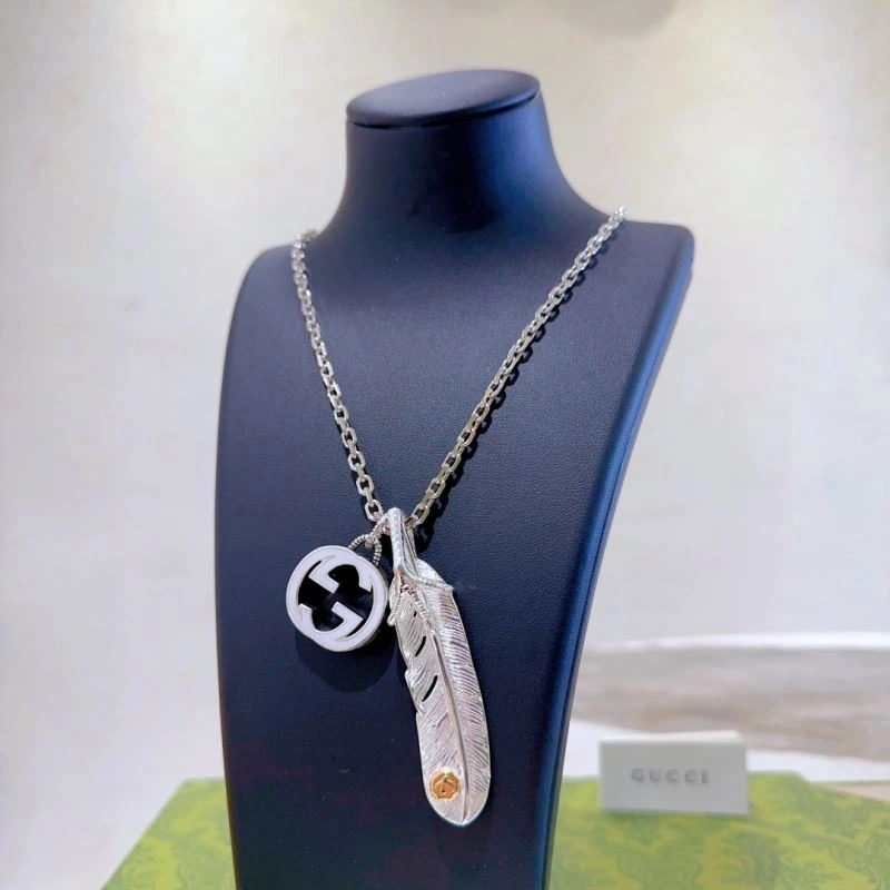 Top mirror Gucci Necklaces