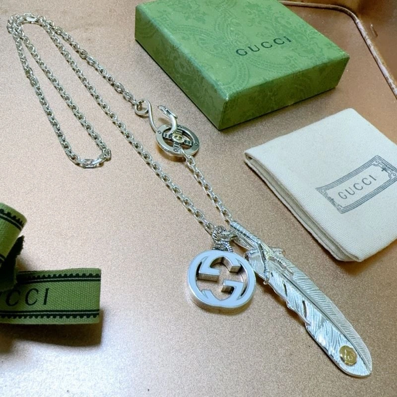 Top mirror Gucci Necklaces