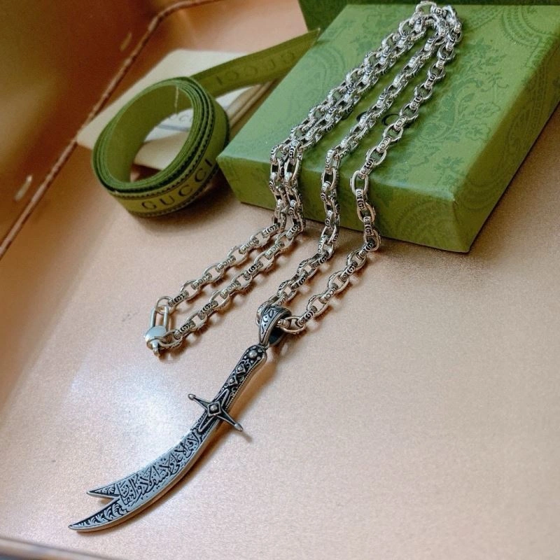 Official Gucci Necklaces
