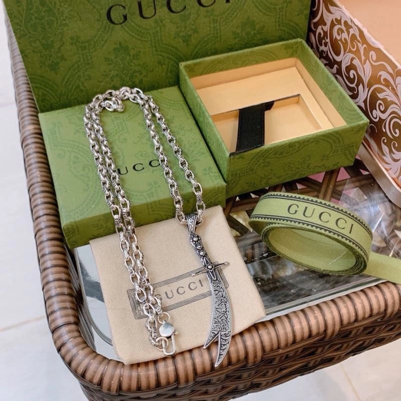 Official Gucci Necklaces