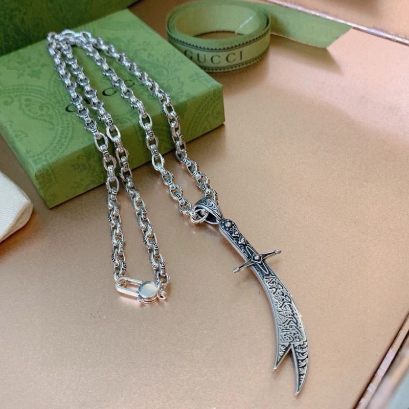 Official Gucci Necklaces