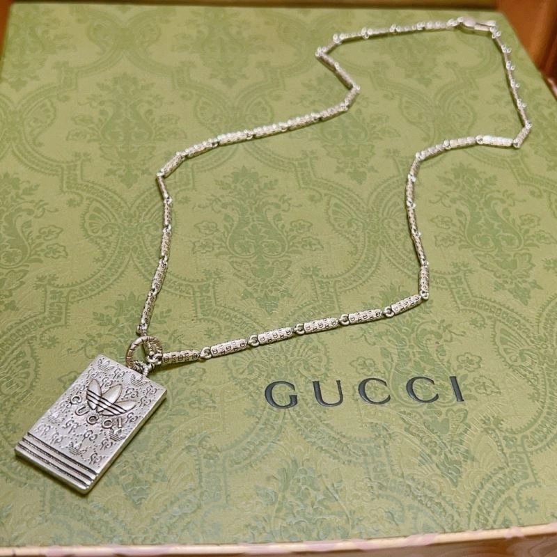 Economical Gucci Necklaces