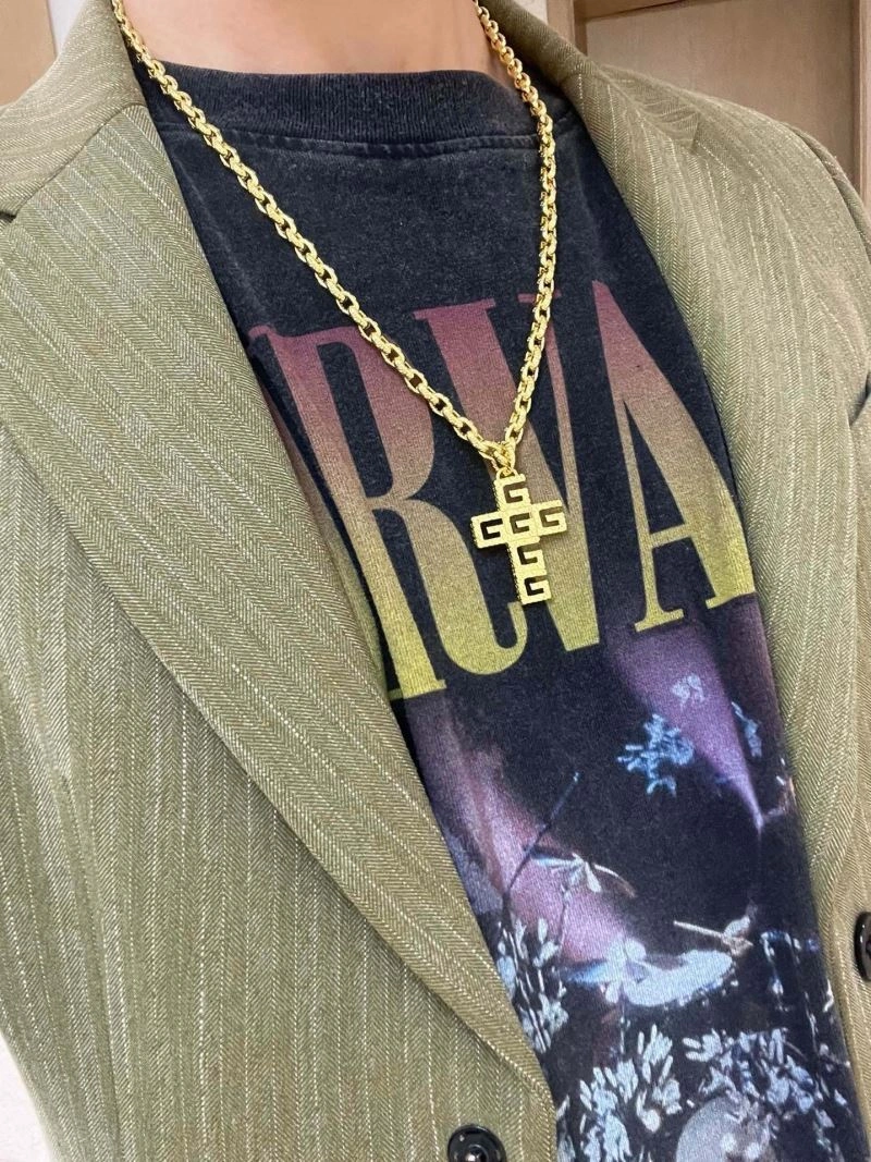 Bargain Gucci Necklaces