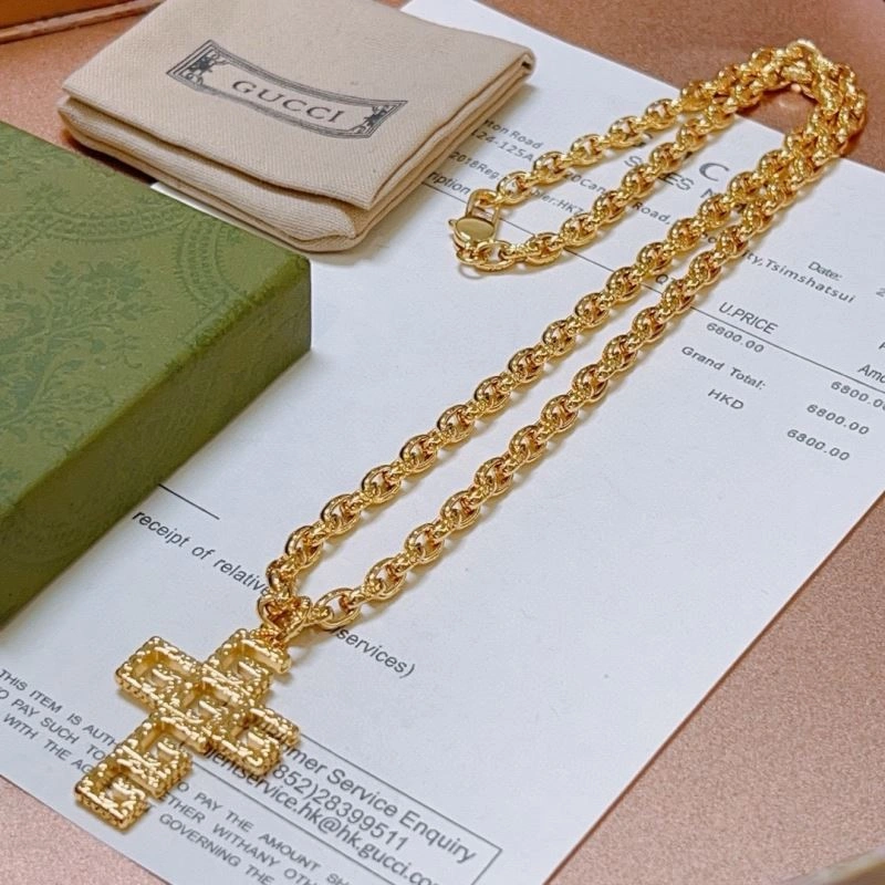 Bargain Gucci Necklaces