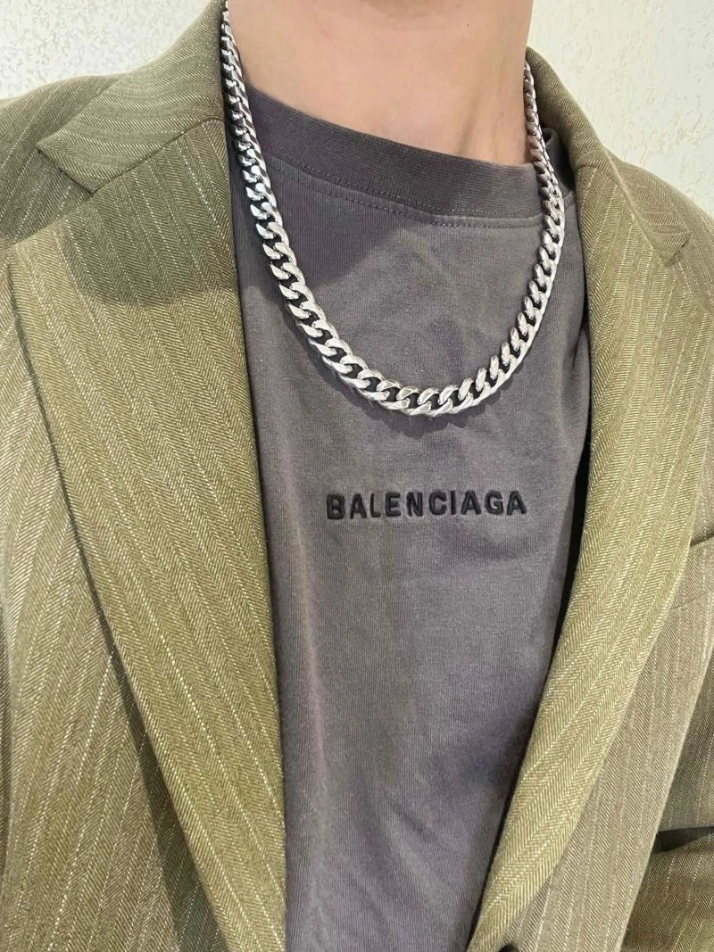 Exact replica Gucci Necklaces