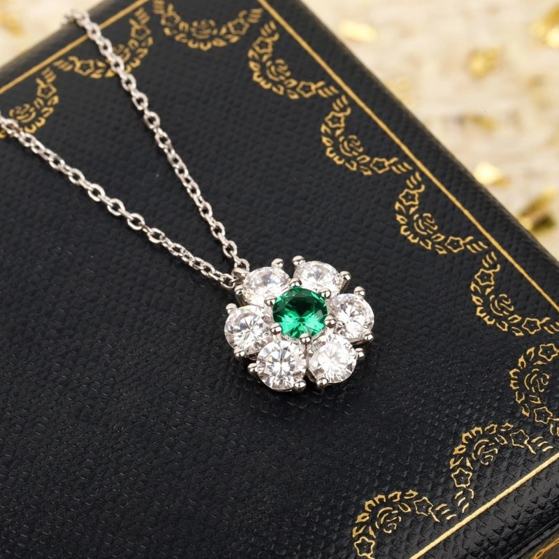 Top mirror Gucci Necklaces