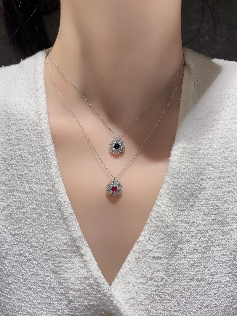 Top mirror Gucci Necklaces