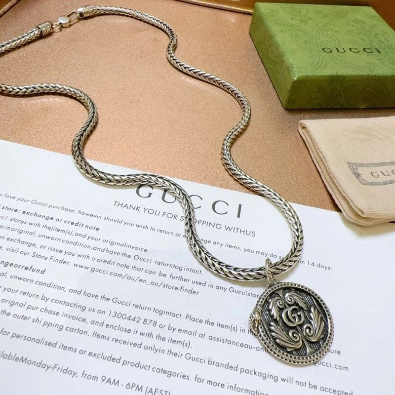 Official Gucci Necklaces
