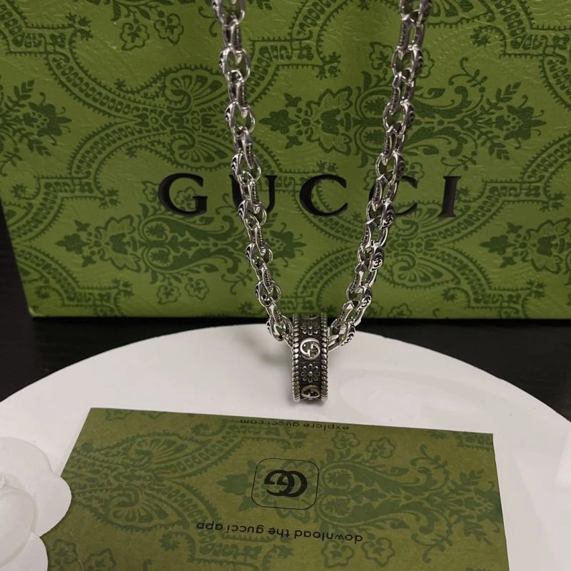Indistinguishable Gucci Necklaces