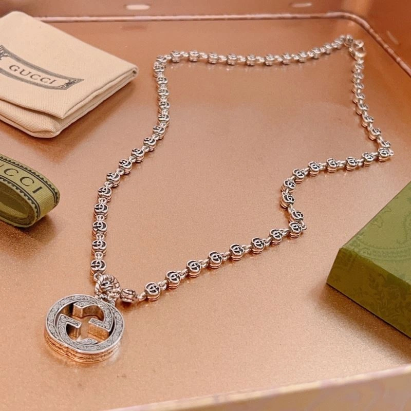 Indistinguishable Gucci Necklaces