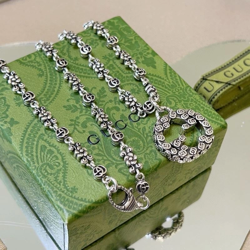 Accurate model Gucci Necklaces