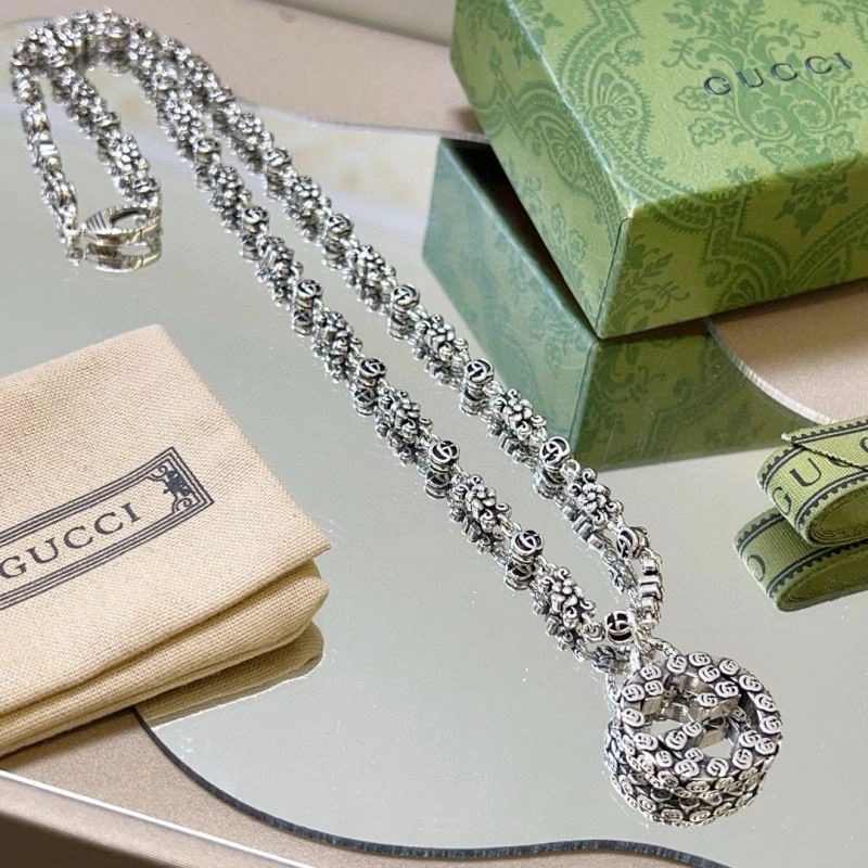 Accurate model Gucci Necklaces