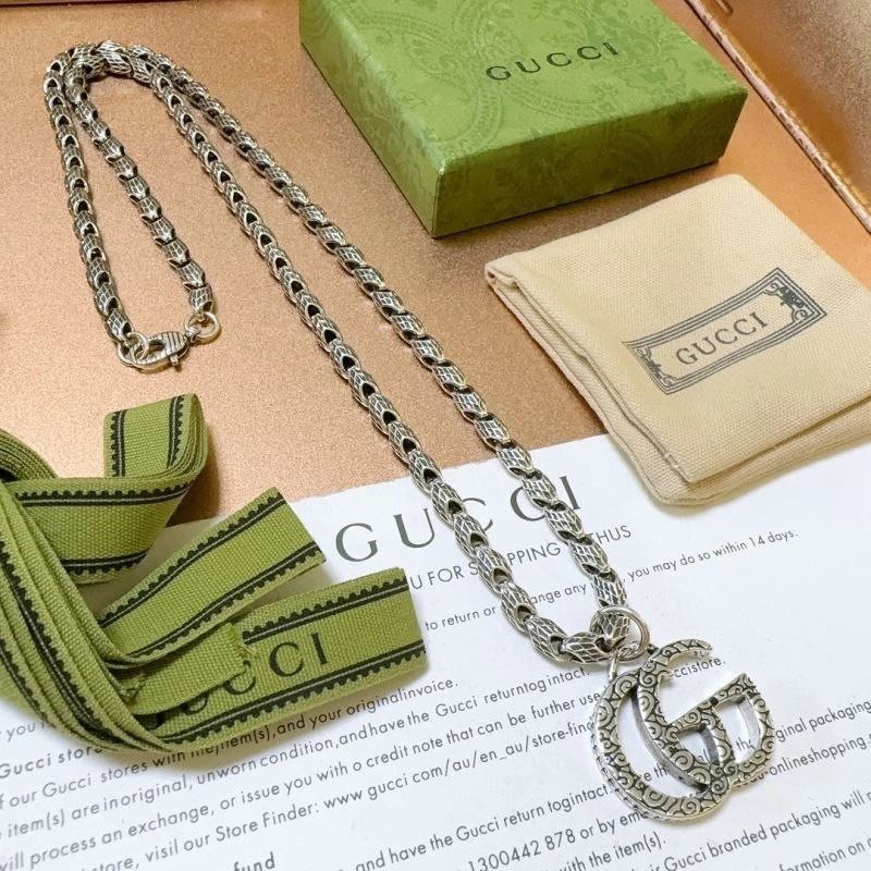Indistinguishable Gucci Necklaces