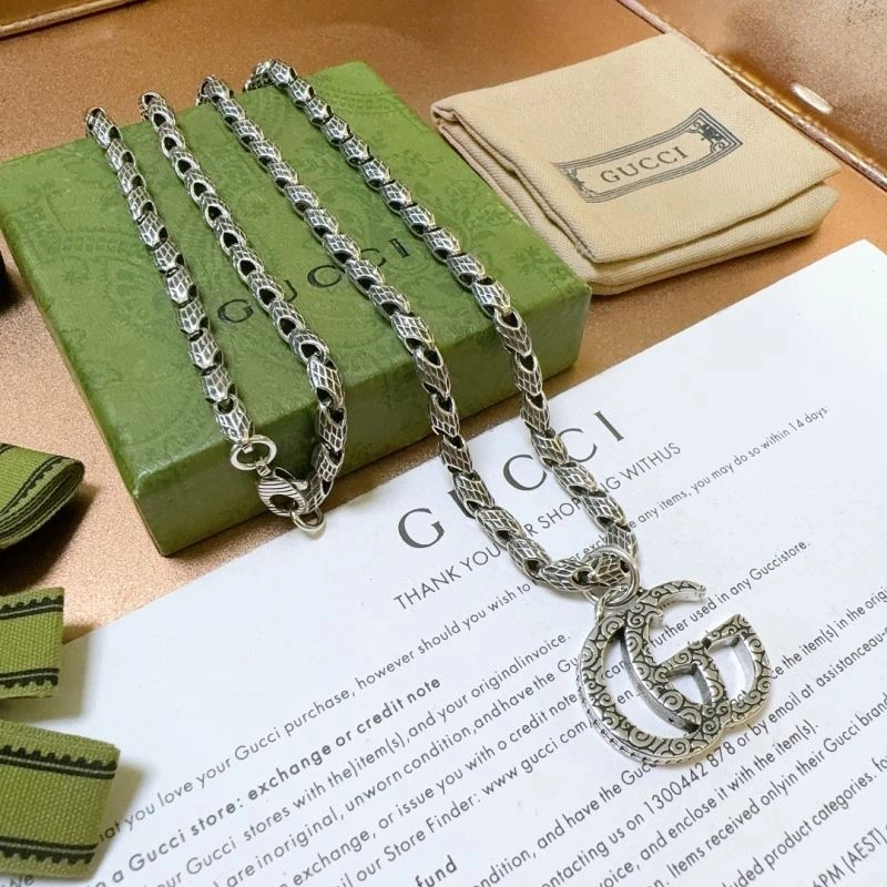 Indistinguishable Gucci Necklaces