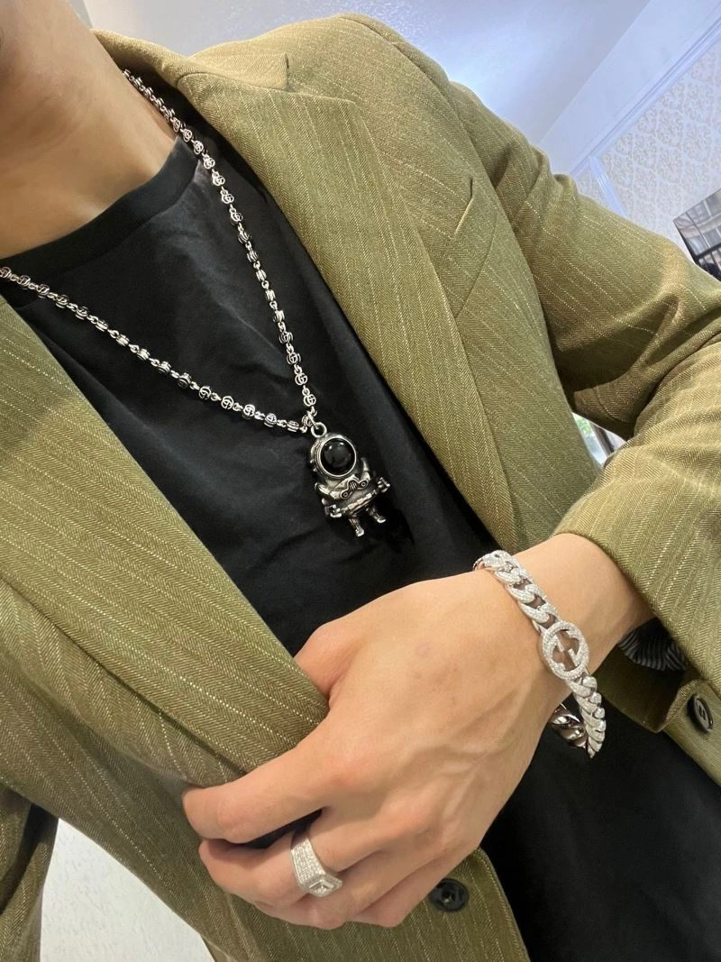Legit Gucci Necklaces