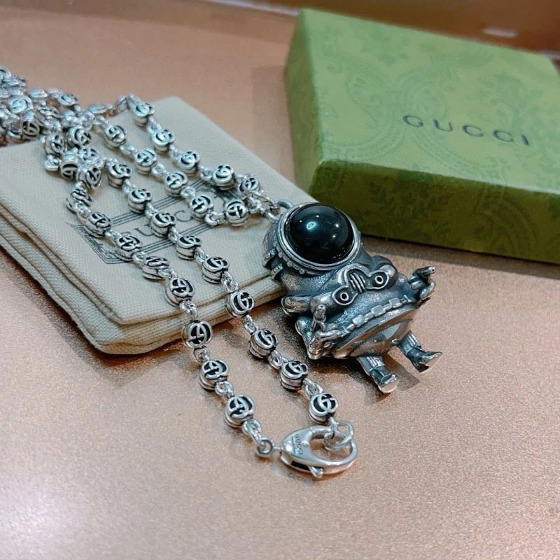 Legit Gucci Necklaces