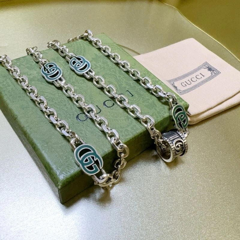 Exact replica Gucci Necklaces