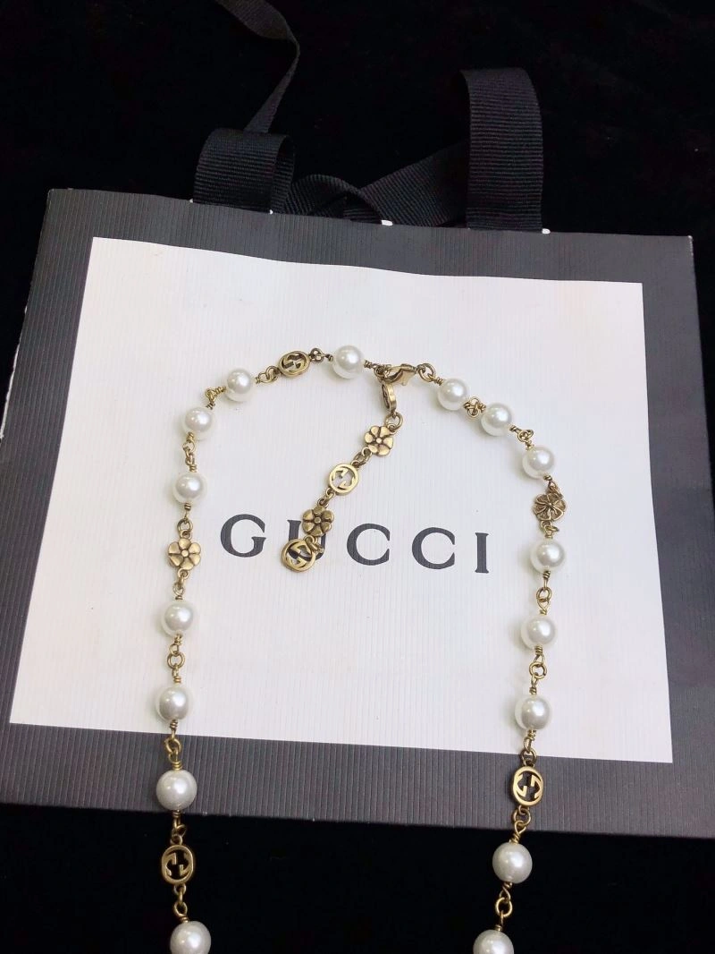 Indistinguishable Gucci Necklaces