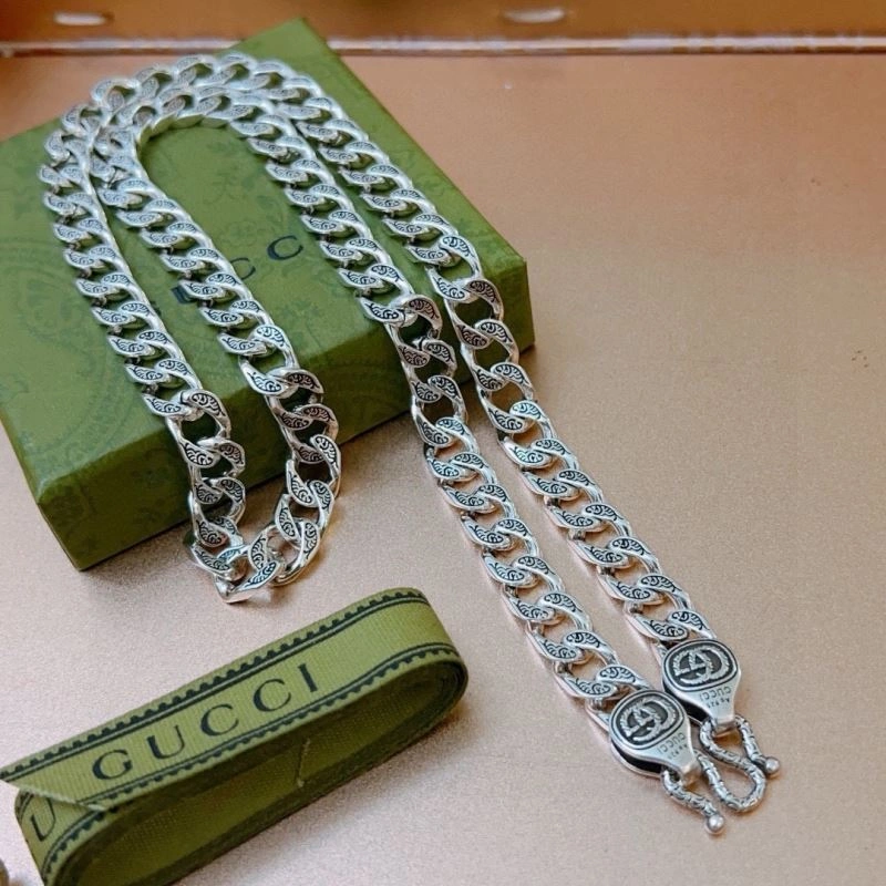 Bargain Gucci Necklaces