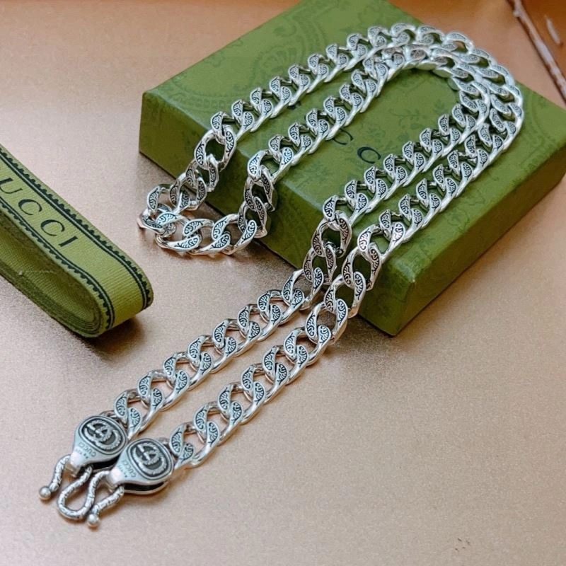 Bargain Gucci Necklaces