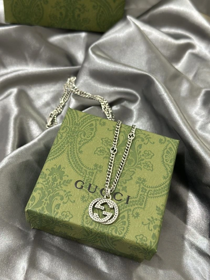 Top mirror Gucci Necklaces
