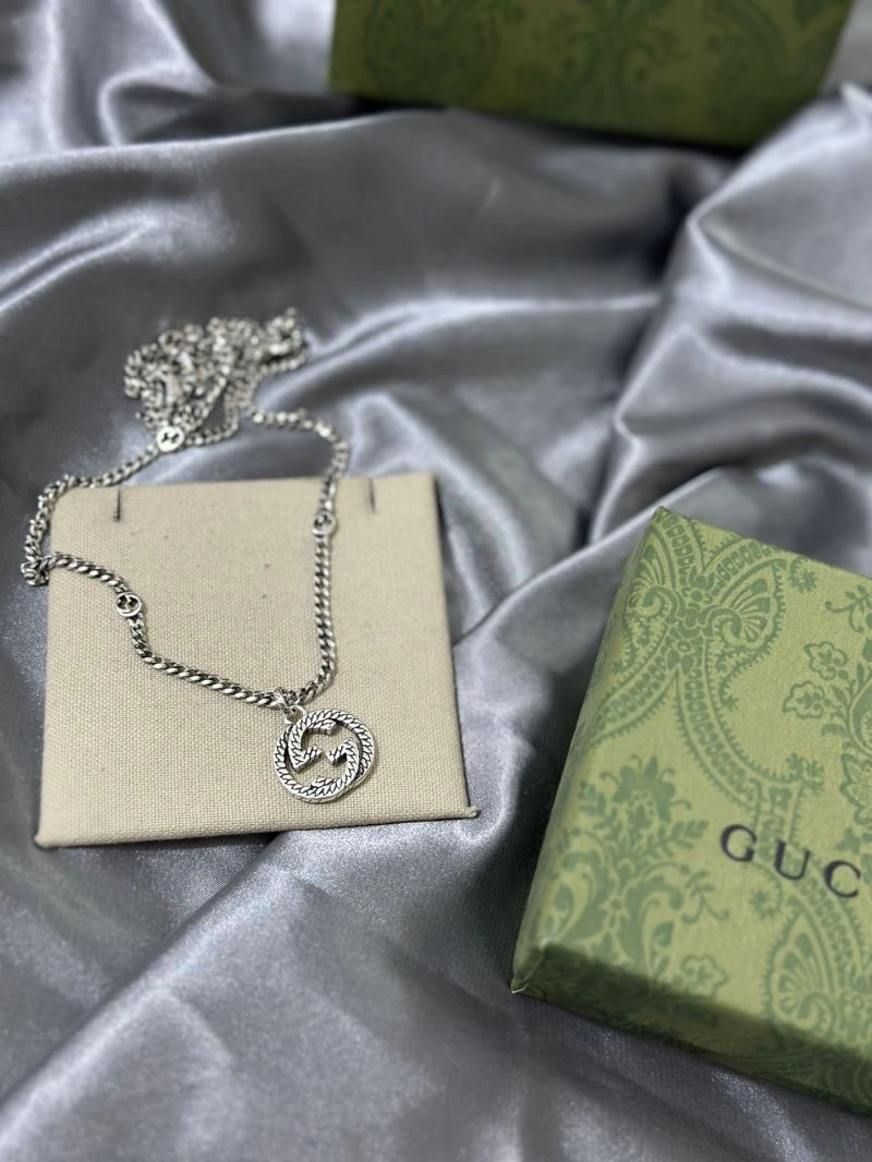 Top mirror Gucci Necklaces