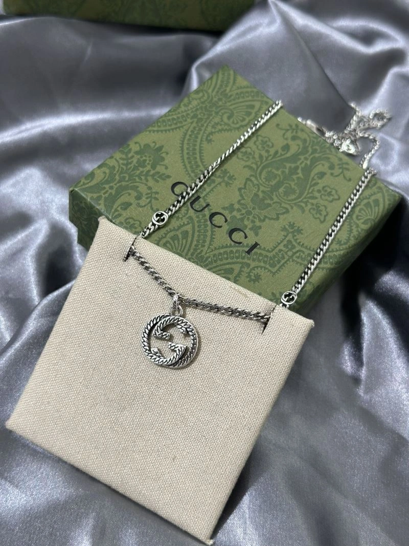 Top mirror Gucci Necklaces