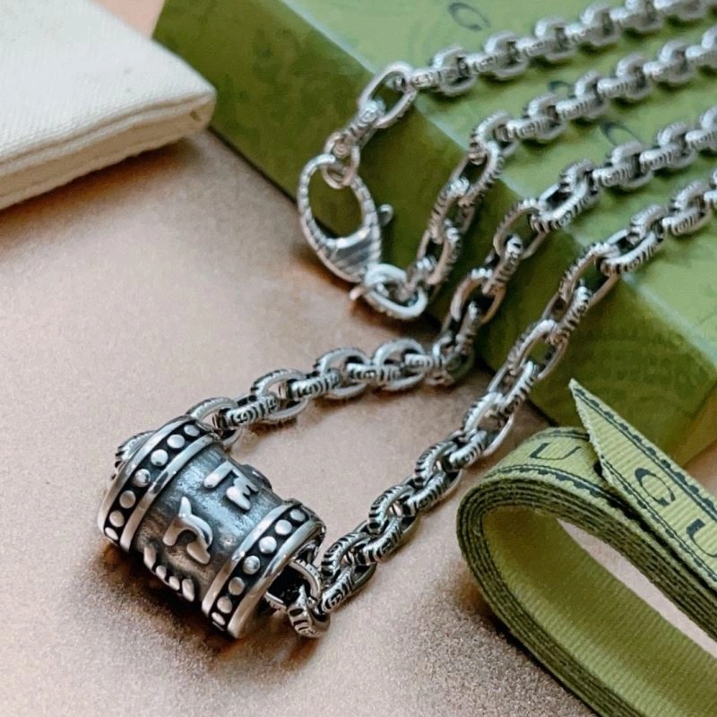 Official Gucci Necklaces