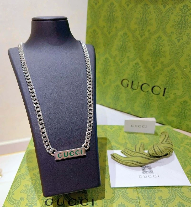 Top mirror Gucci Necklaces