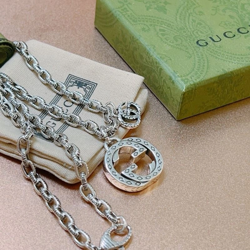 Bargain Gucci Necklaces