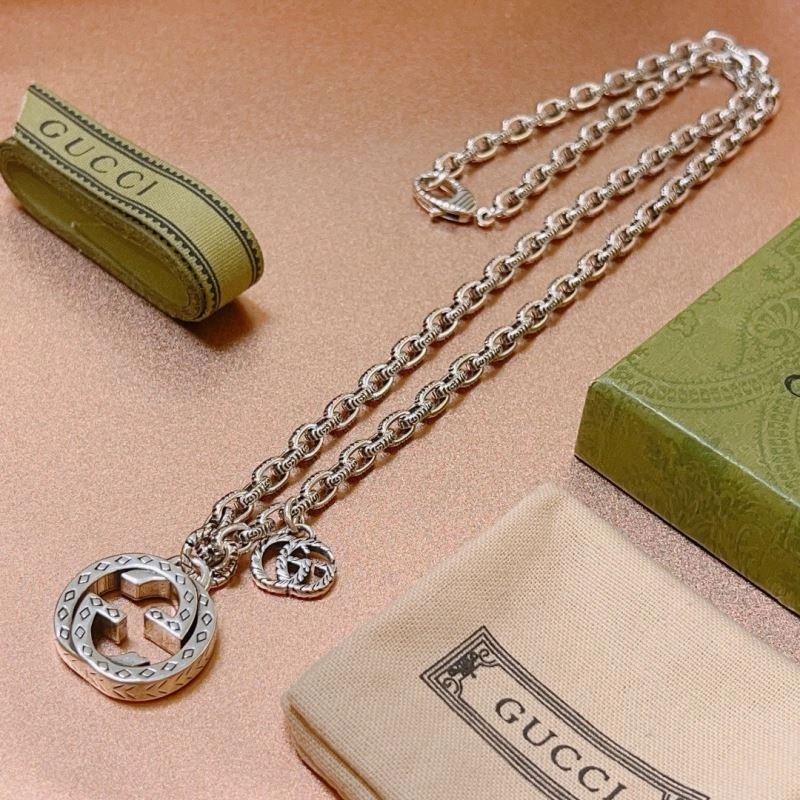 Bargain Gucci Necklaces