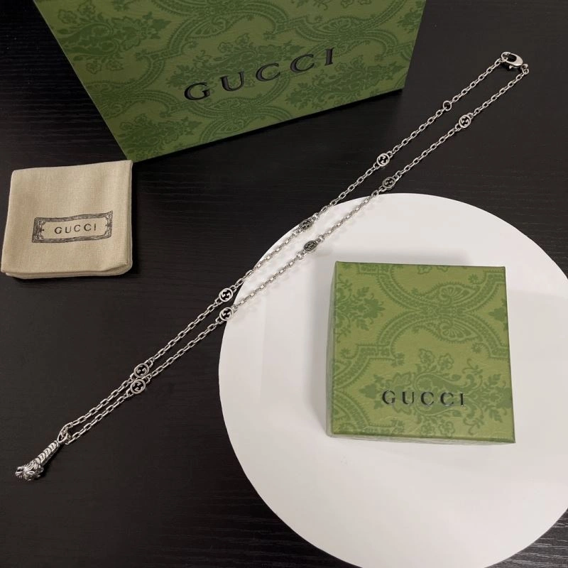 Indistinguishable Gucci Necklaces