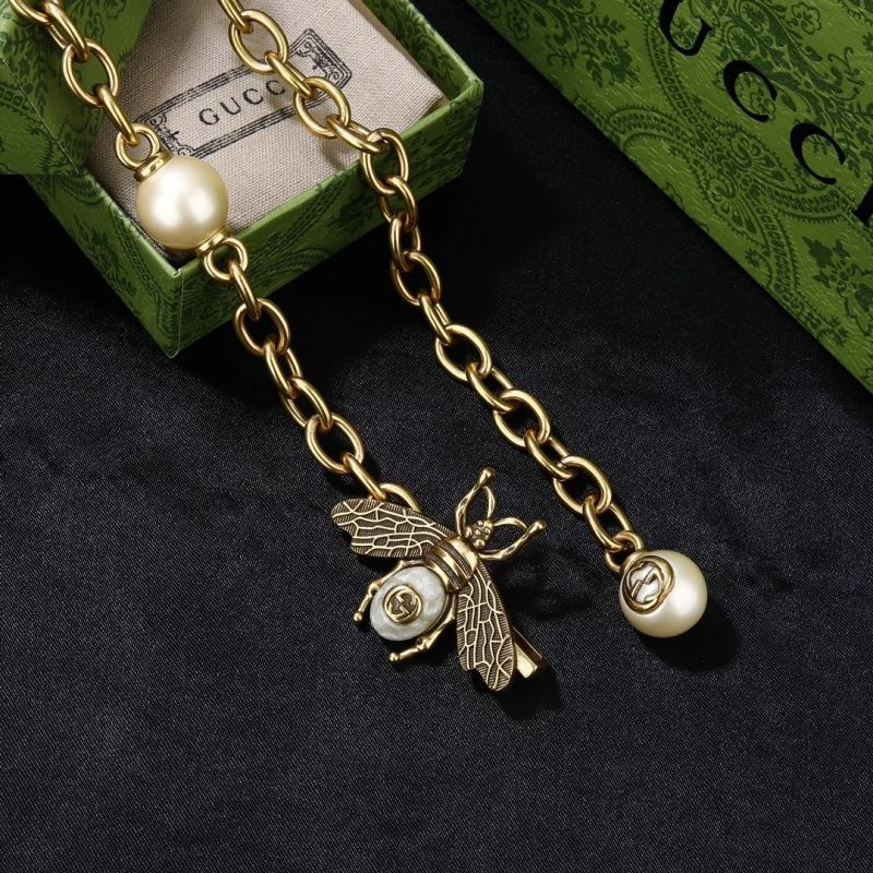 Indistinguishable Gucci Necklaces