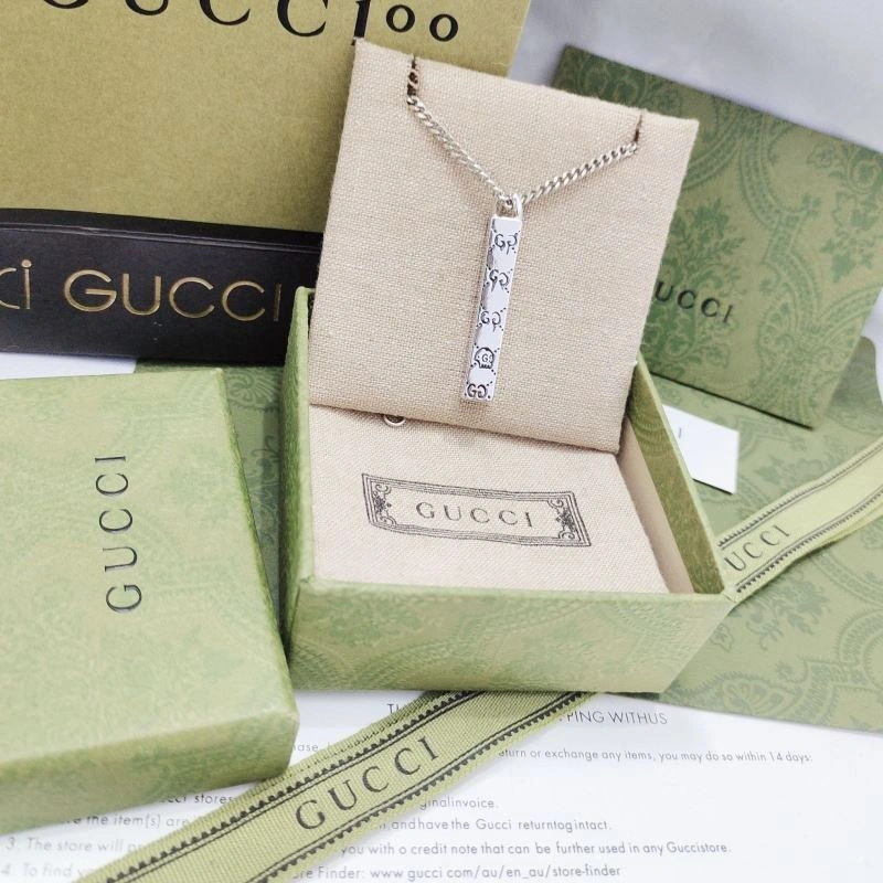Indistinguishable Gucci Necklaces