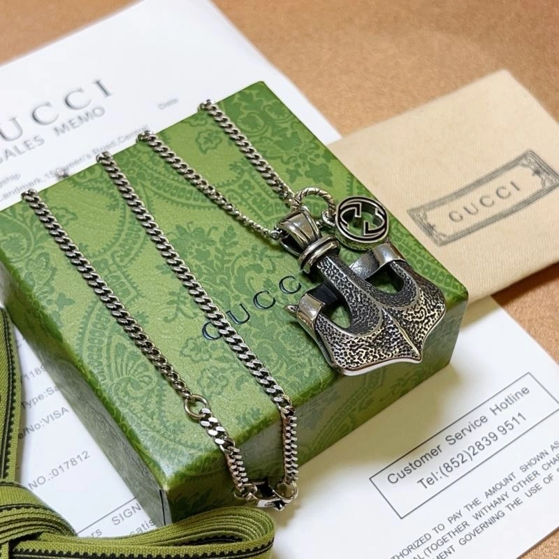 Top mirror Gucci Necklaces