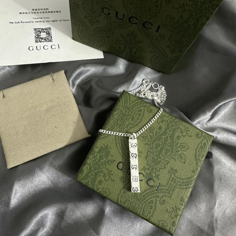 Bargain Gucci Necklaces