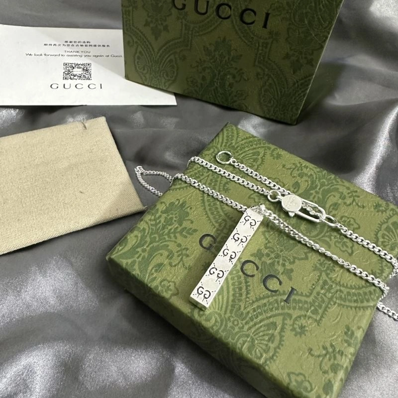 Bargain Gucci Necklaces