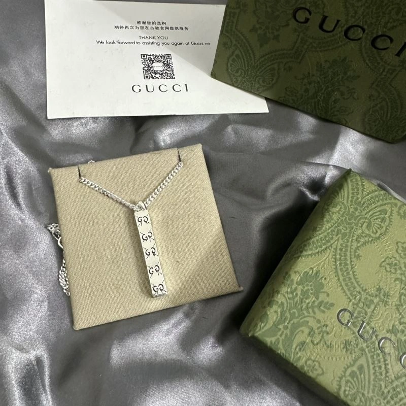 Bargain Gucci Necklaces