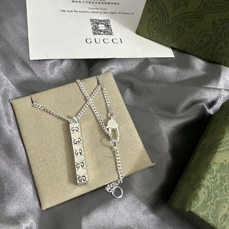 Bargain Gucci Necklaces