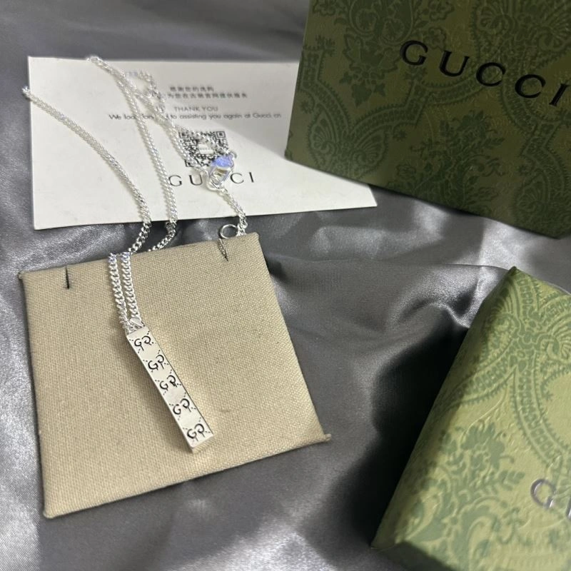 Bargain Gucci Necklaces
