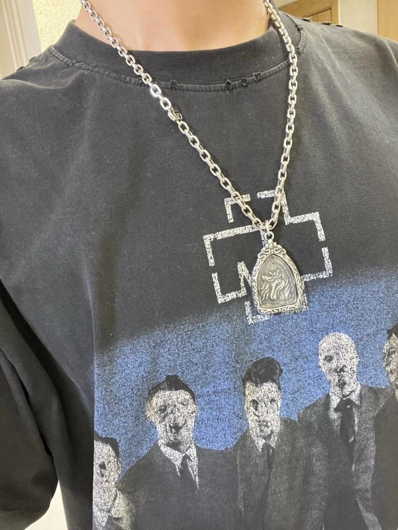 Precise copy Gucci Necklaces