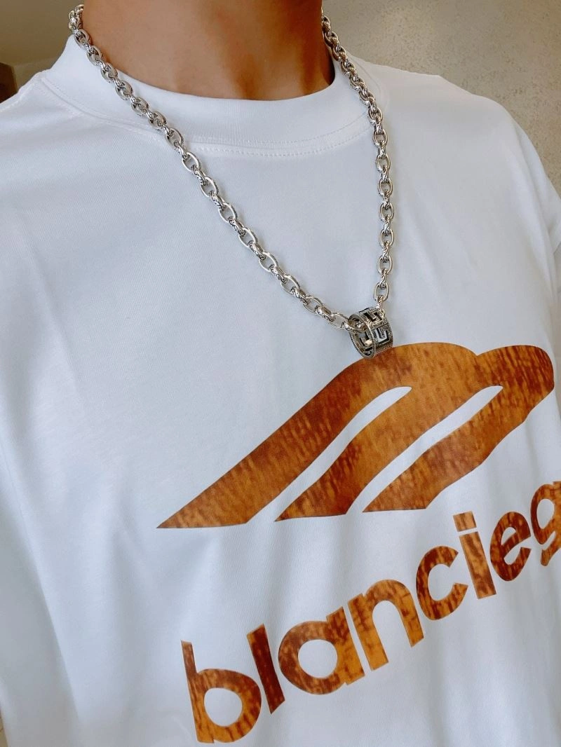 Inexpensive Gucci Necklaces