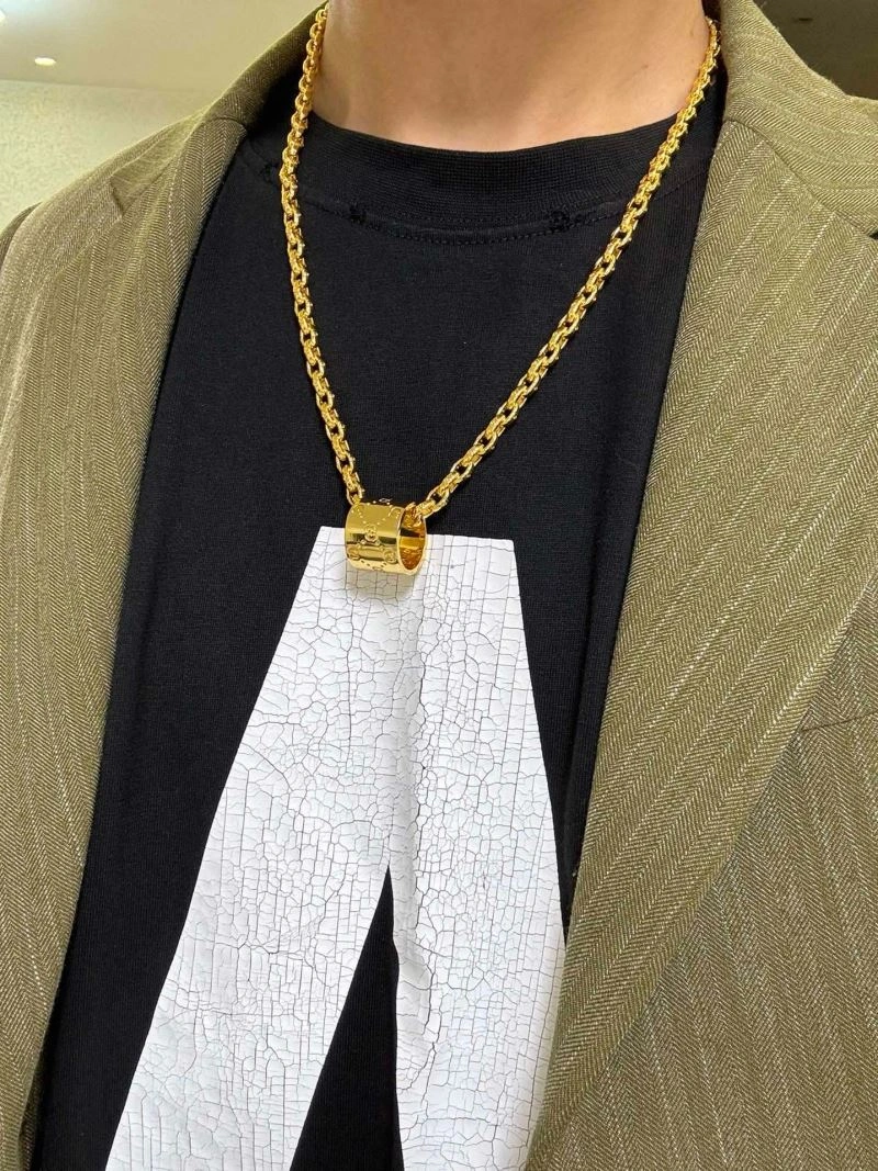 Inexpensive Gucci Necklaces