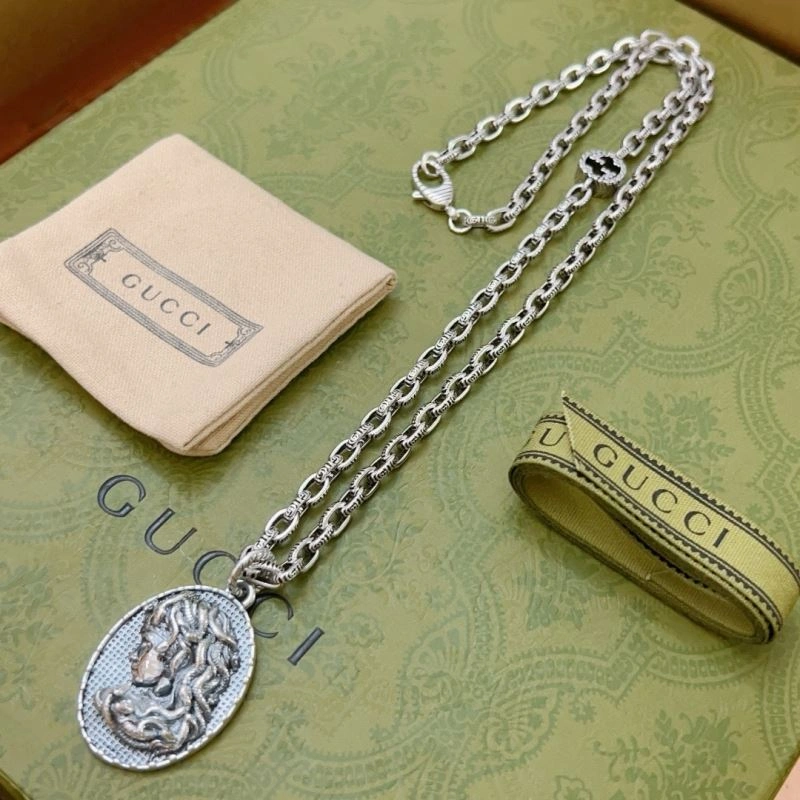 Inexpensive Gucci Necklaces