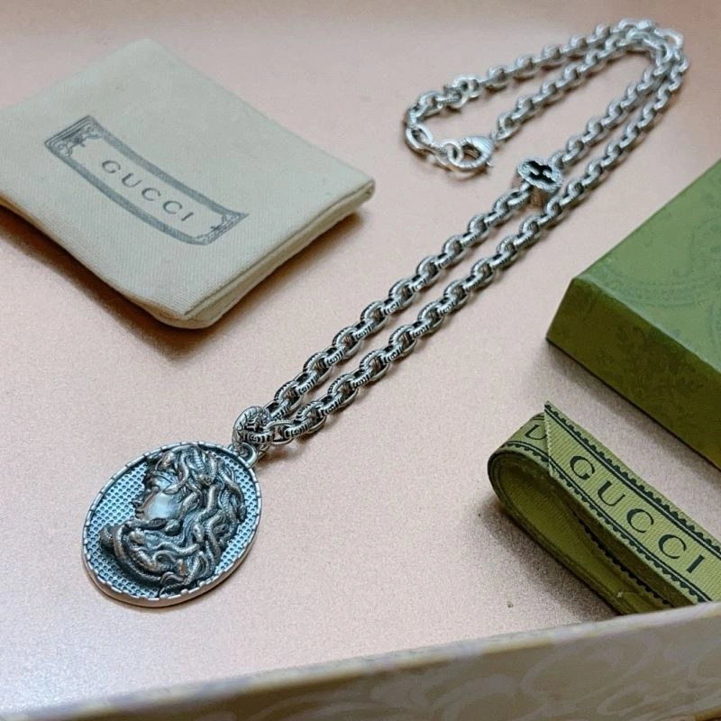 Inexpensive Gucci Necklaces